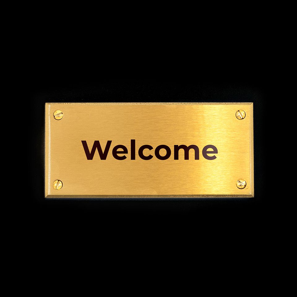 Design personalised Signs and Plaques online – Custom Signage UK - Signomatic