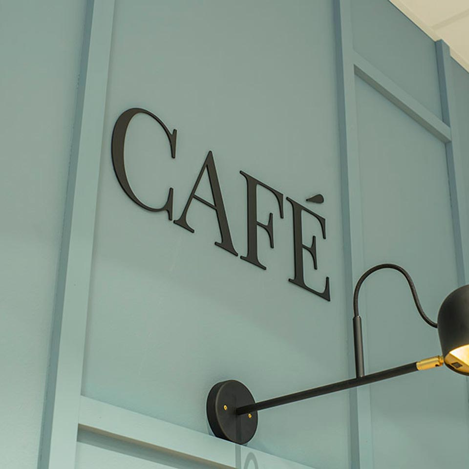 Design personalised Signs and Plaques online – Custom Signage UK - Signomatic